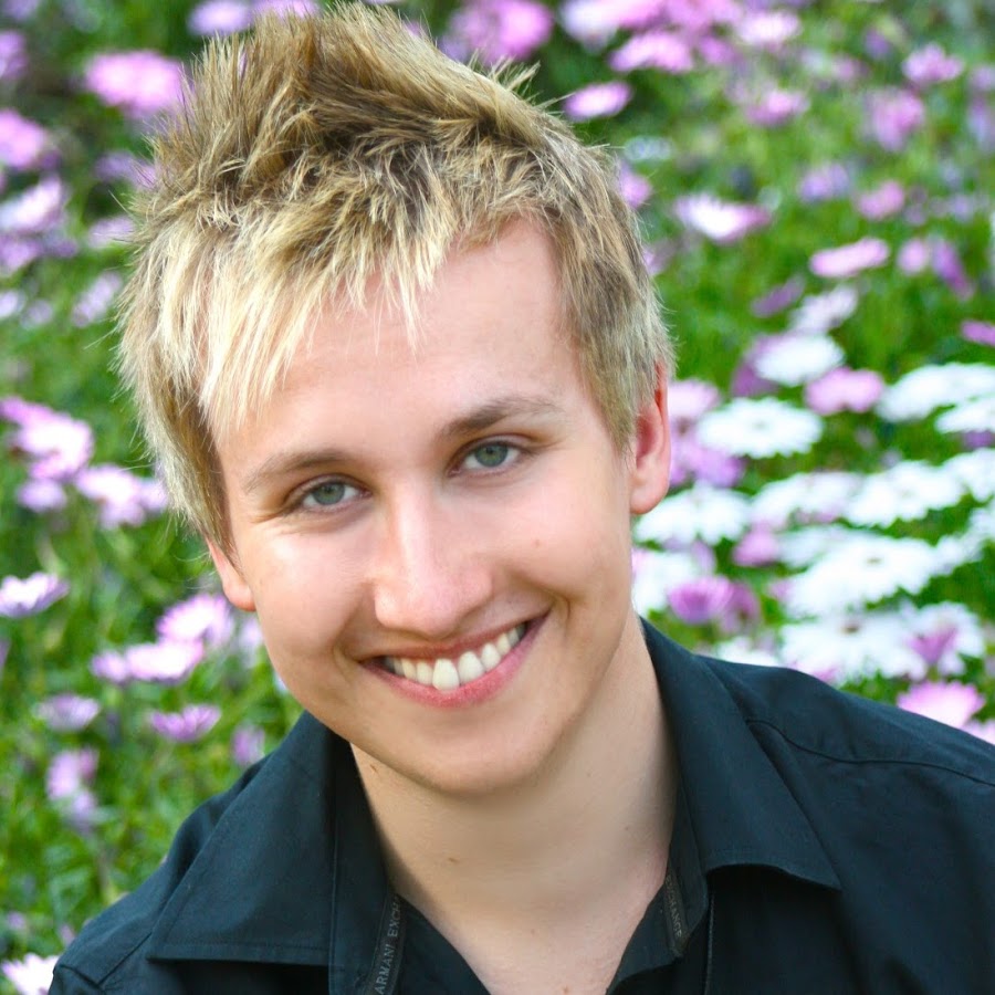 Robert Reeves - YouTube