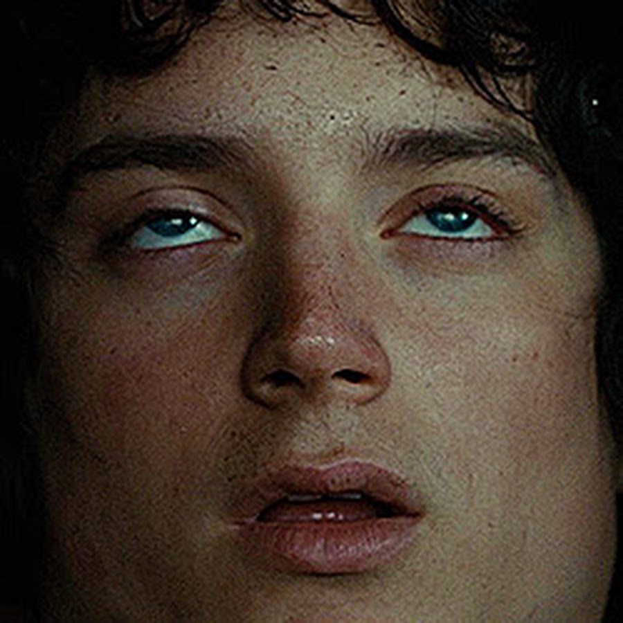 Frodo Bolsón - YouTube