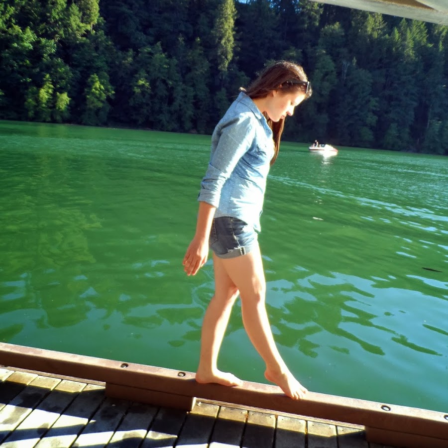 Elizabeth Yozamp - YouTube