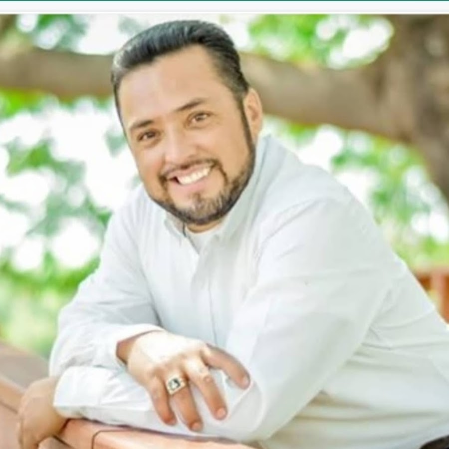 carlos rabago - YouTube