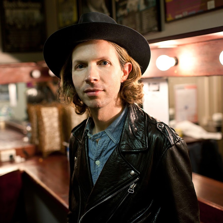 Beck Hansen - YouTube