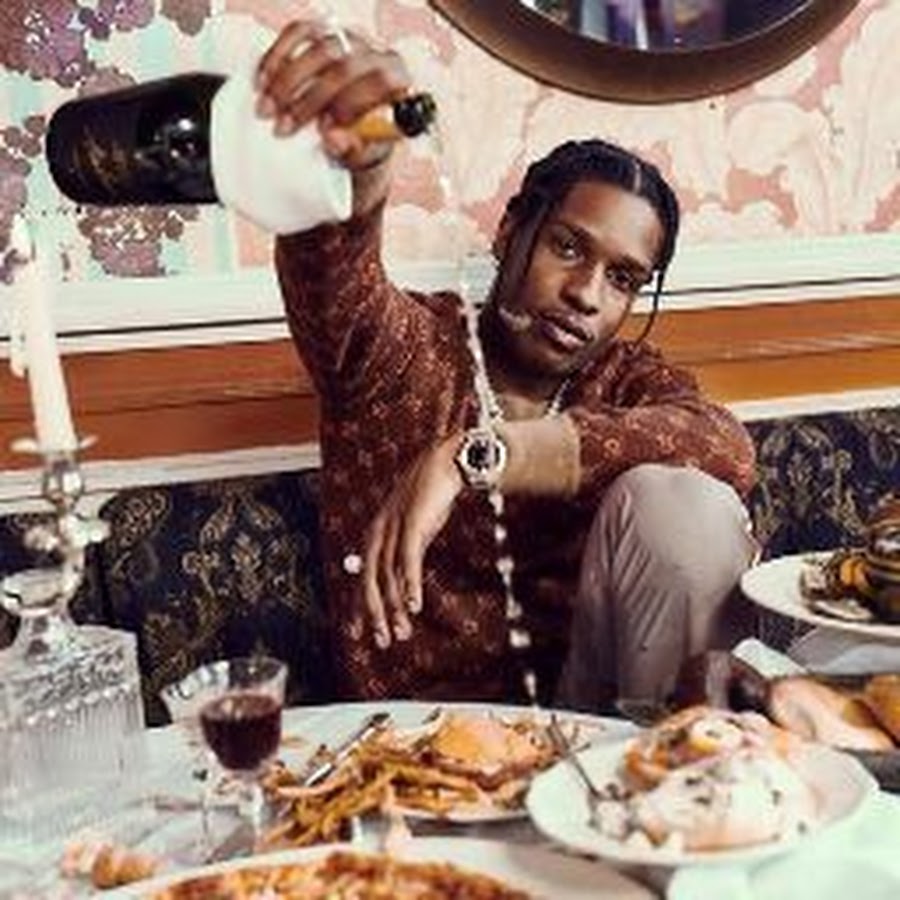 Anna Simmer - YouTube