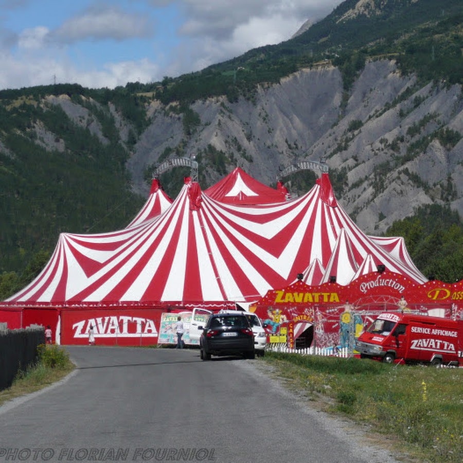 Cirque Luigi ZAVATTA - YouTube