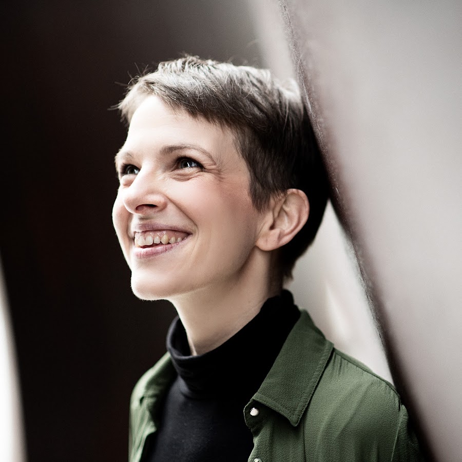 Stephanie Pfeffer - YouTube