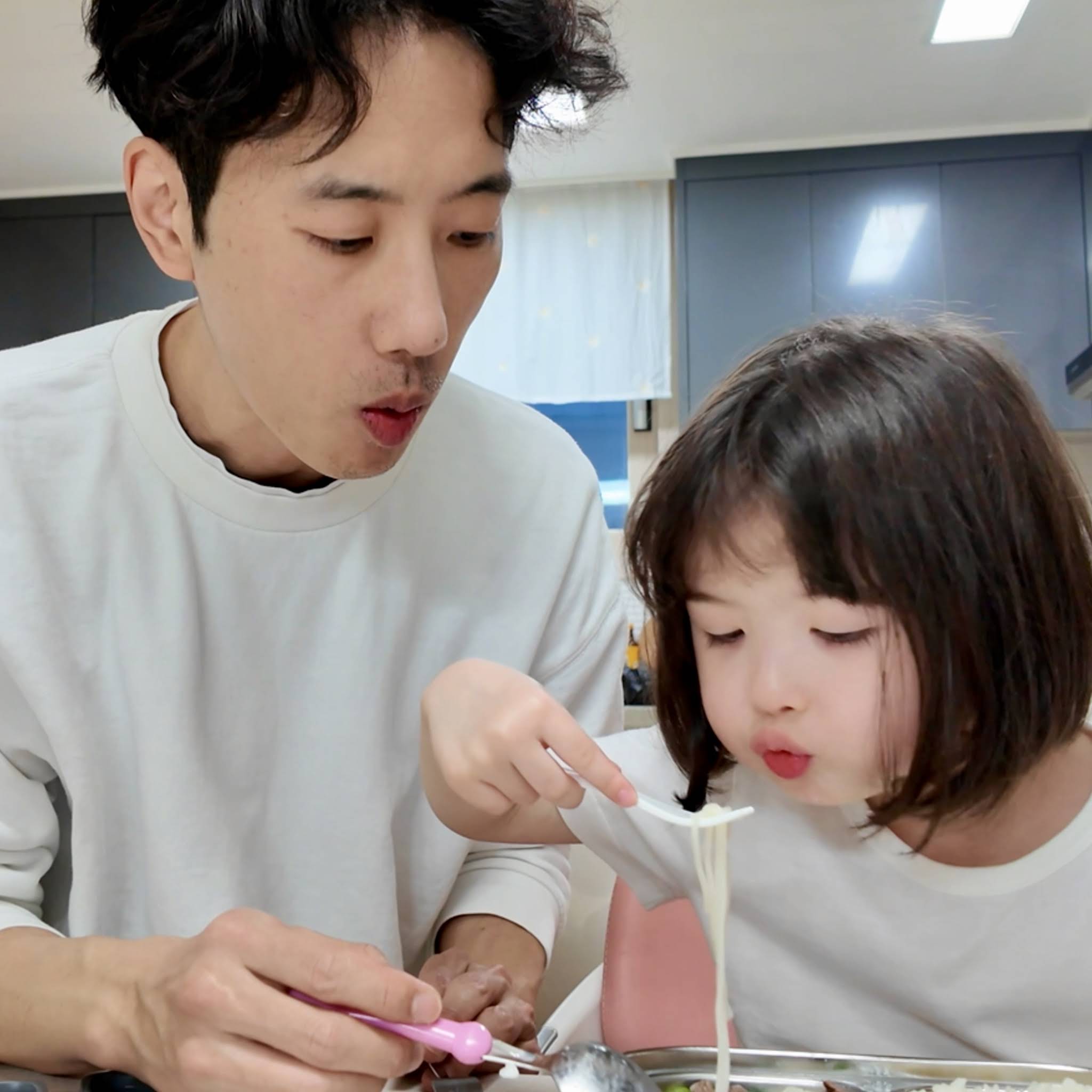 Post from 권팸 KWONFAM [Kwon Family]