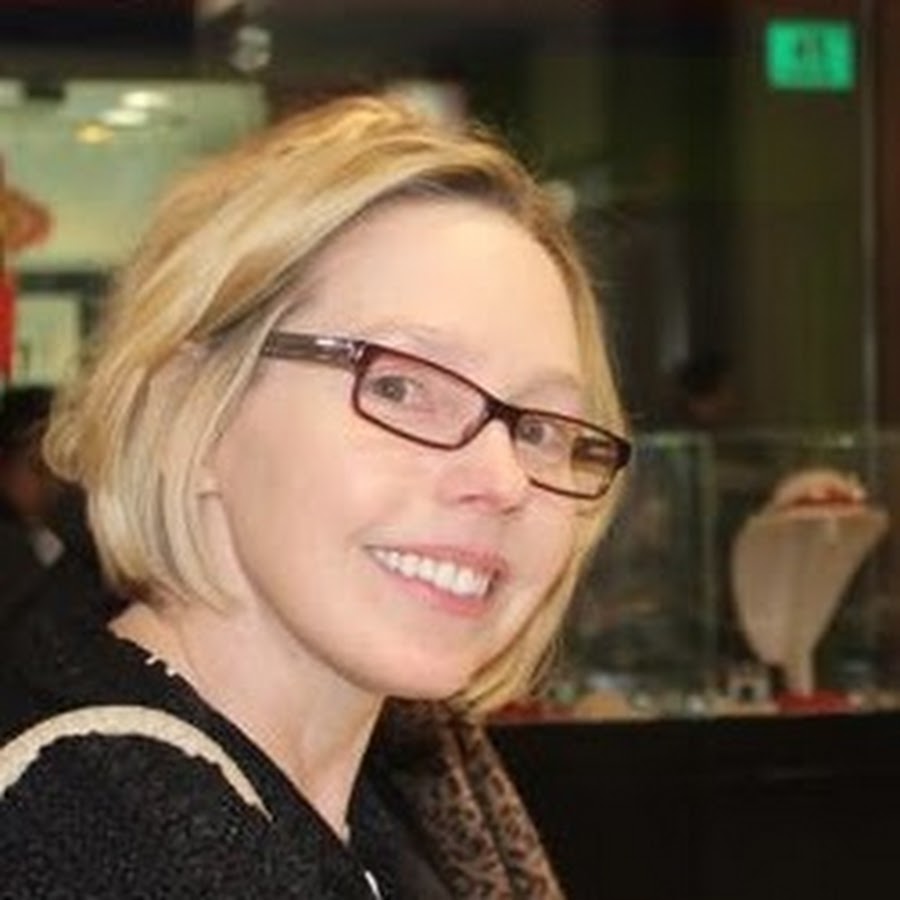 Donata Davenport - YouTube