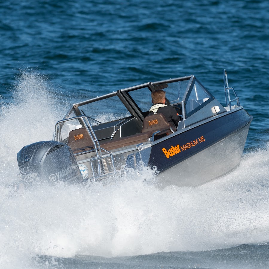 BusterBoats - YouTube