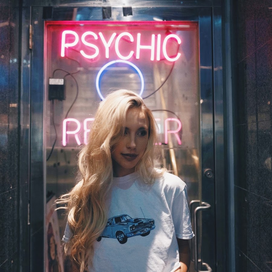 Kalyn Nicholson - YouTube