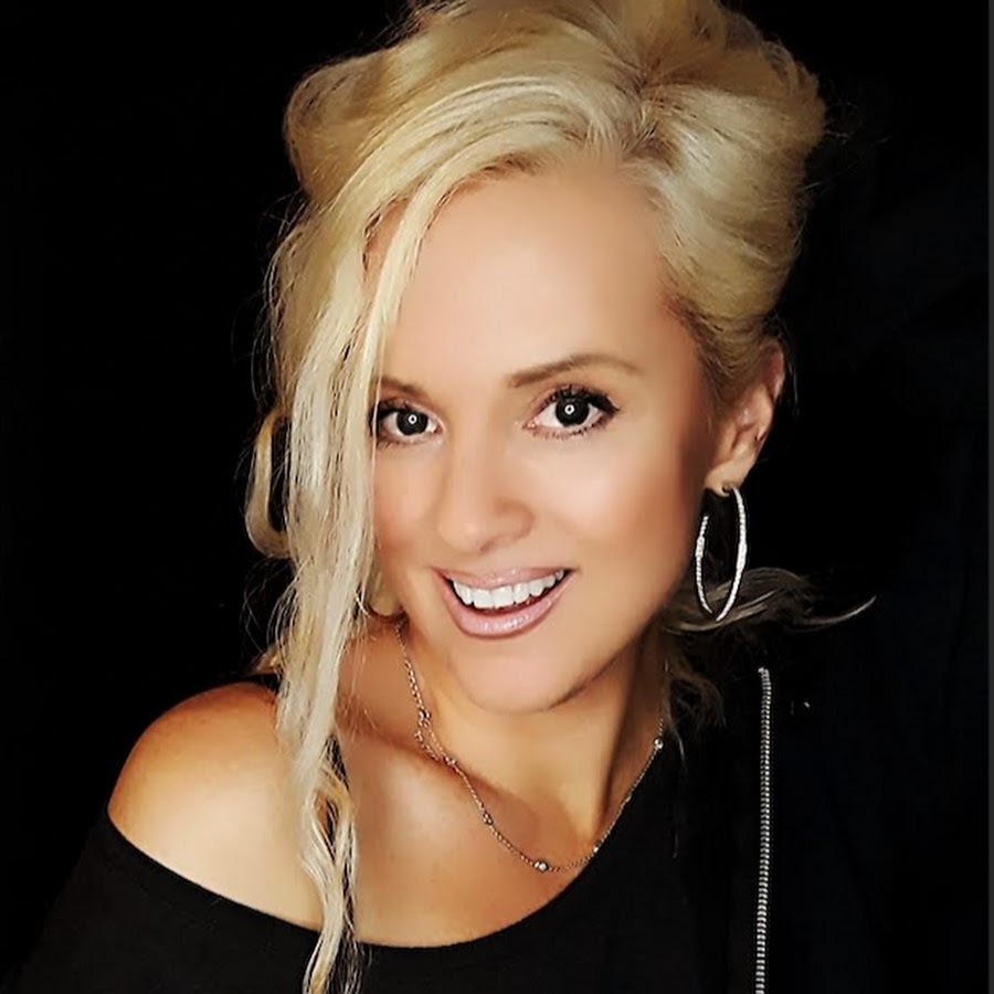 AVA LIVE RADIO - YouTube