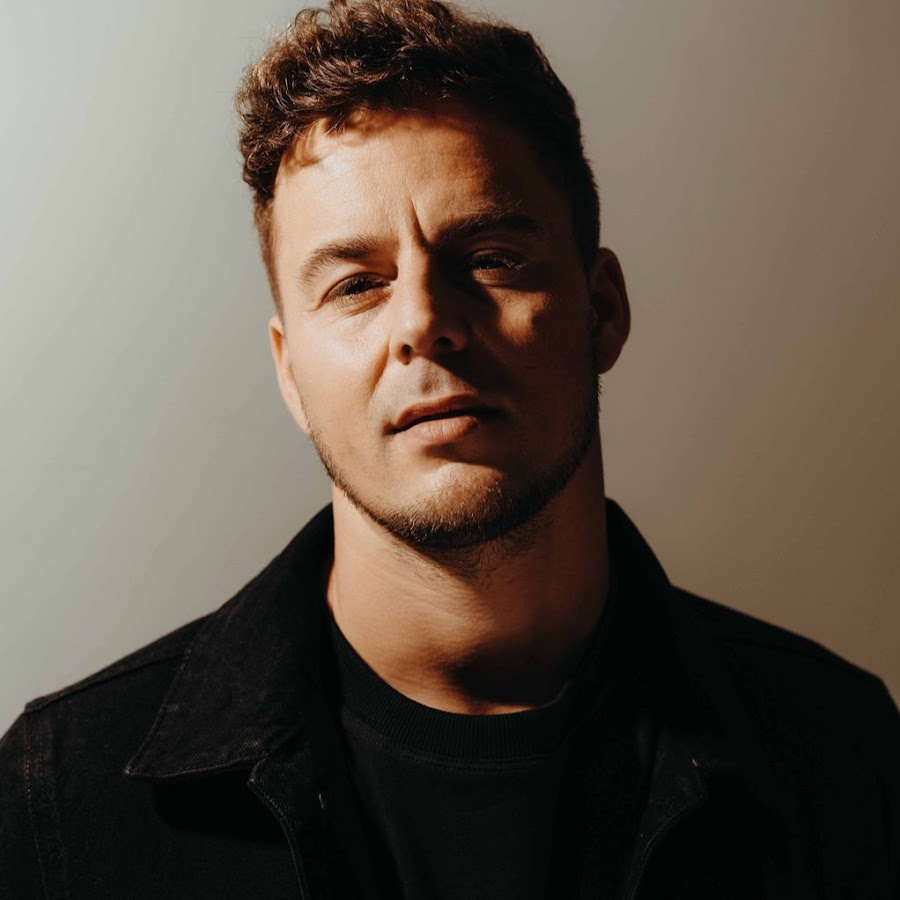 Alexander Knappe - YouTube