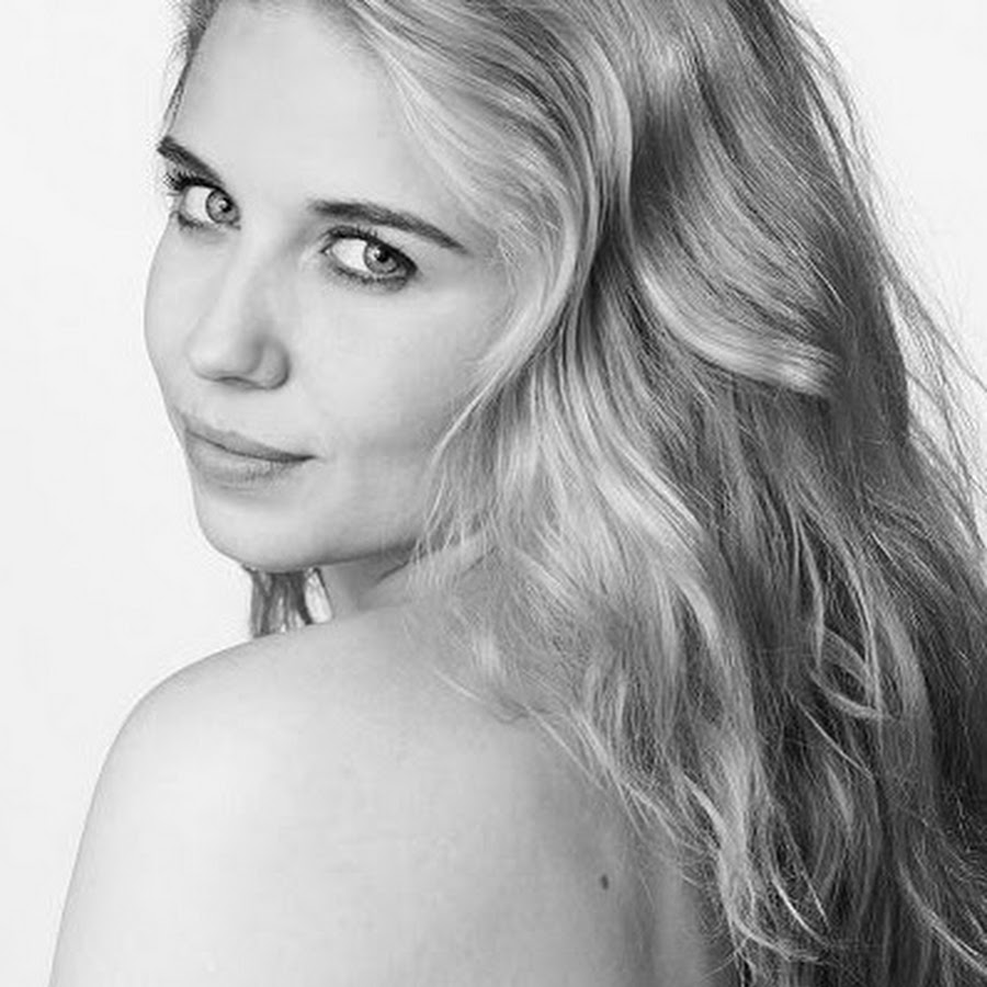 Salka Sól Eyfeld (Icelandic Singer) ~ Bio Wiki | Photos | Videos