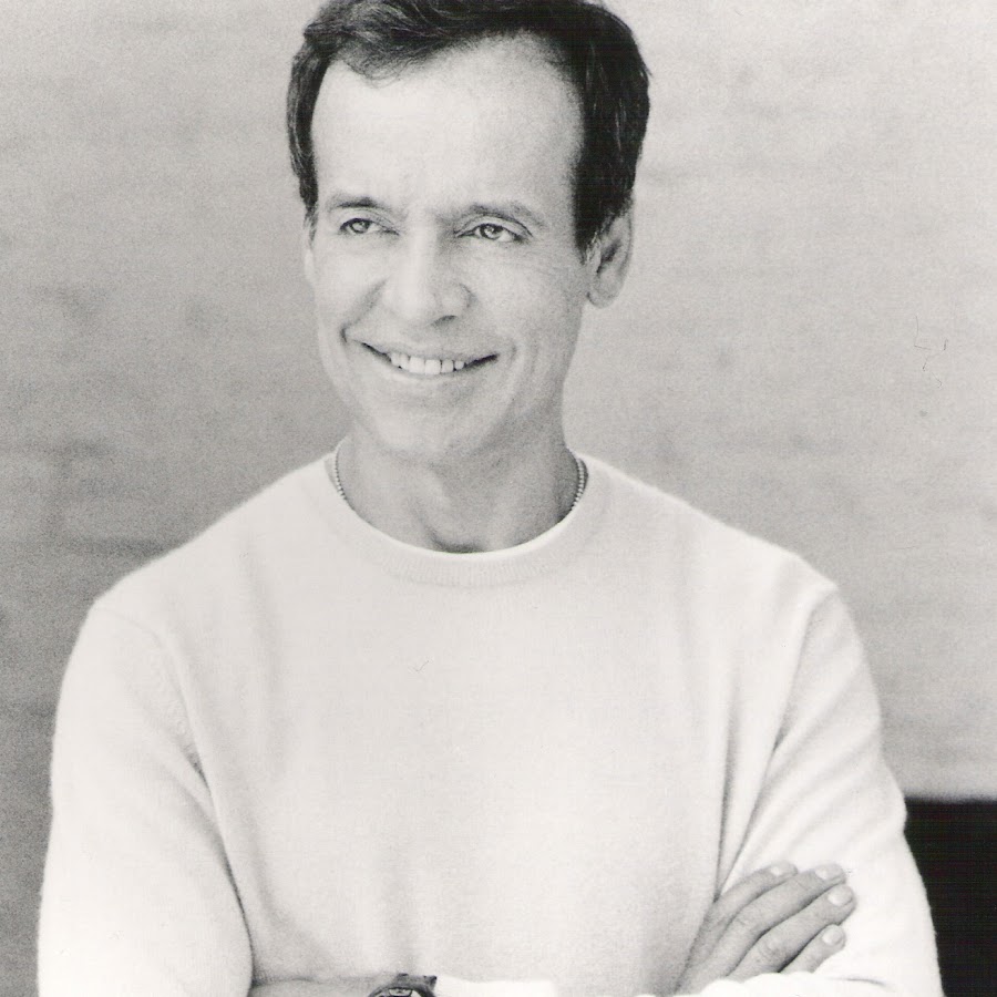 Louis Licari - YouTube