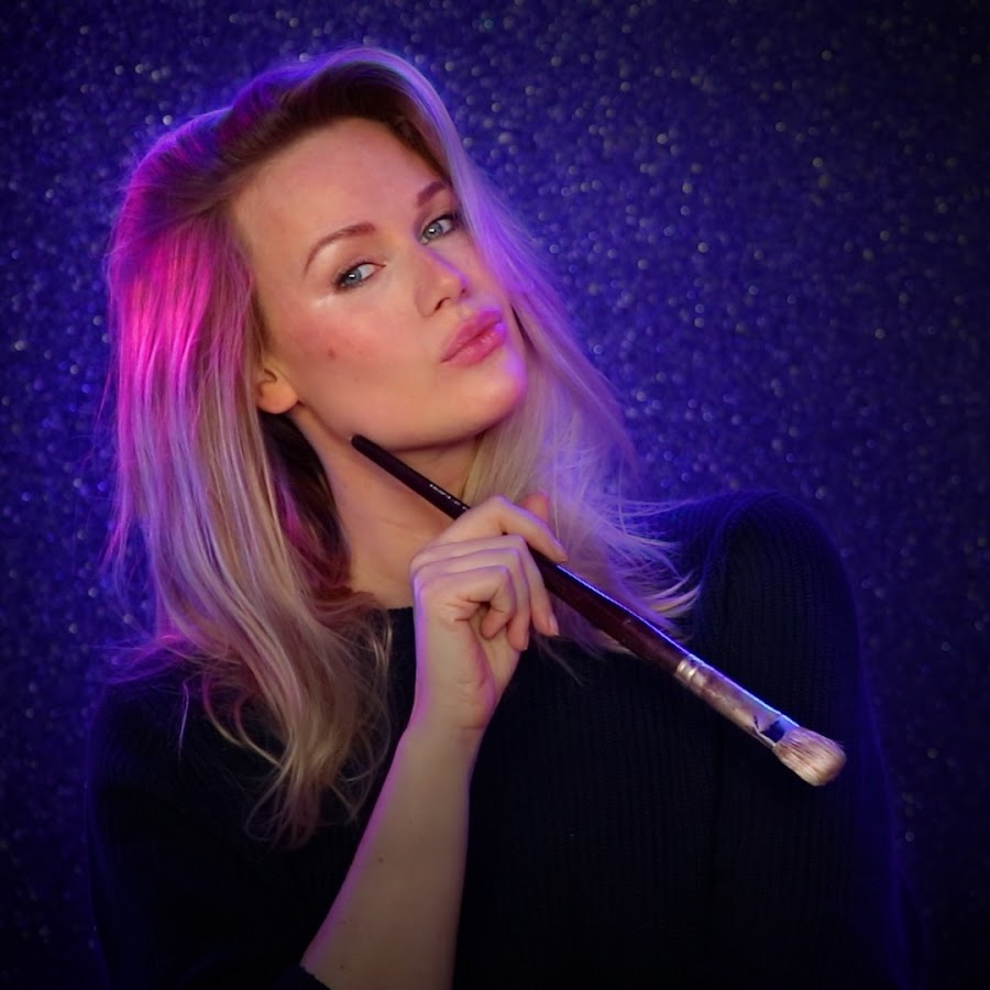 Isabel backstage - YouTube