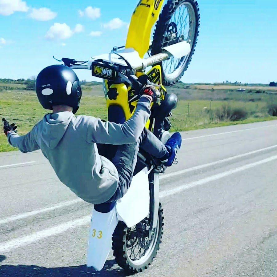 cross bitume bordeaux - YouTube