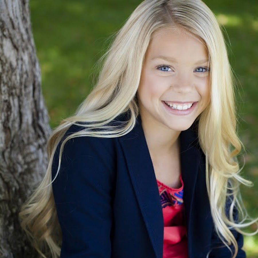 Kaylyn Slevin - YouTube