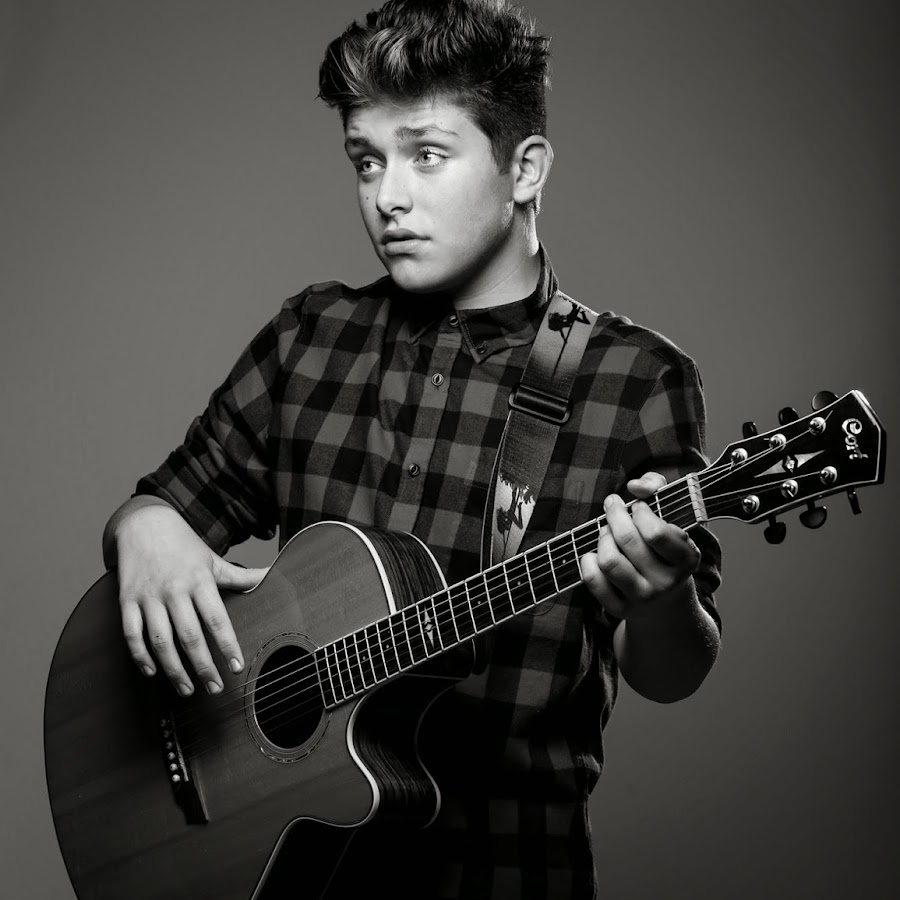 Charlie Jones - YouTube