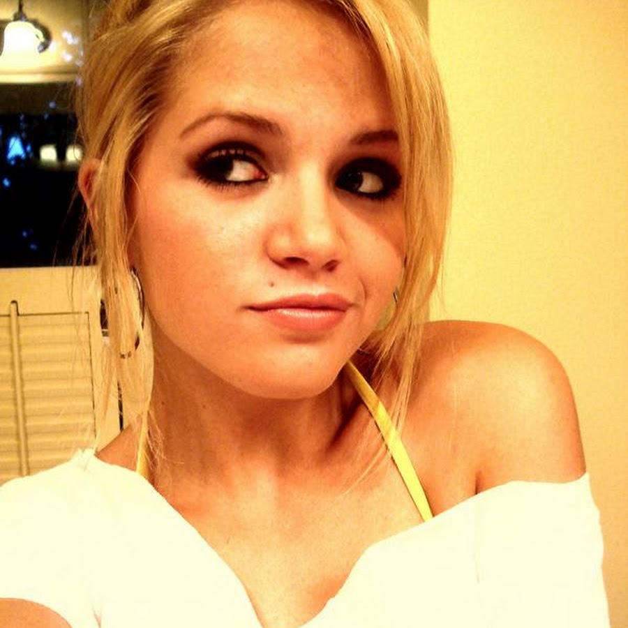 Collete Davis - YouTube