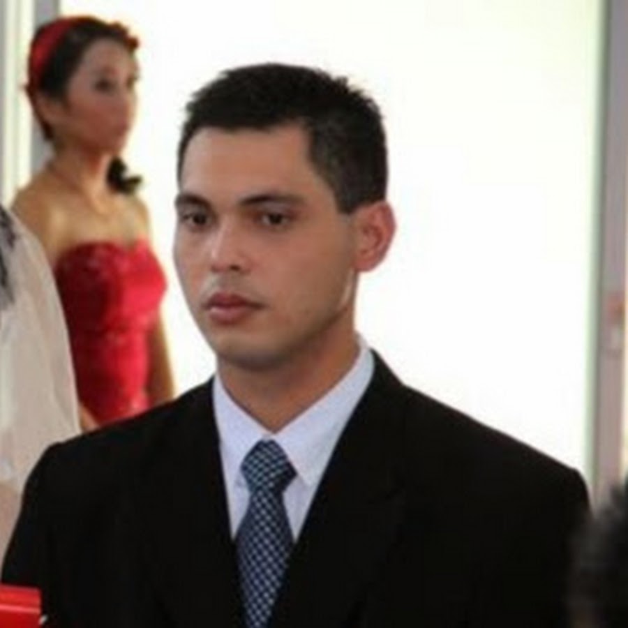 erick Daniel Korompis - YouTube