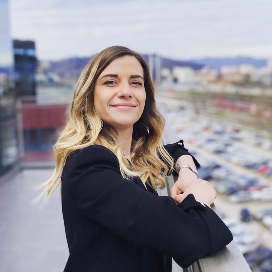 Kim sevšek - YouTube