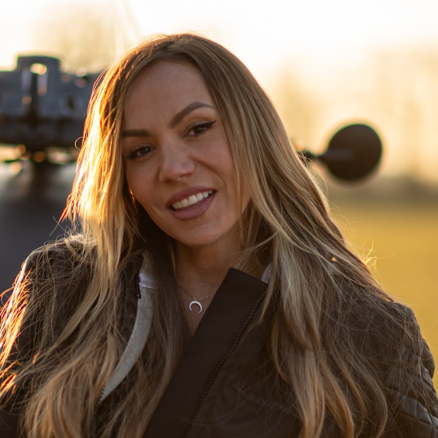 CharleeMoss - YouTube