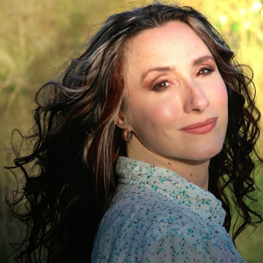 Danielle Egnew - Alchetron, The Free Social Encyclopedia