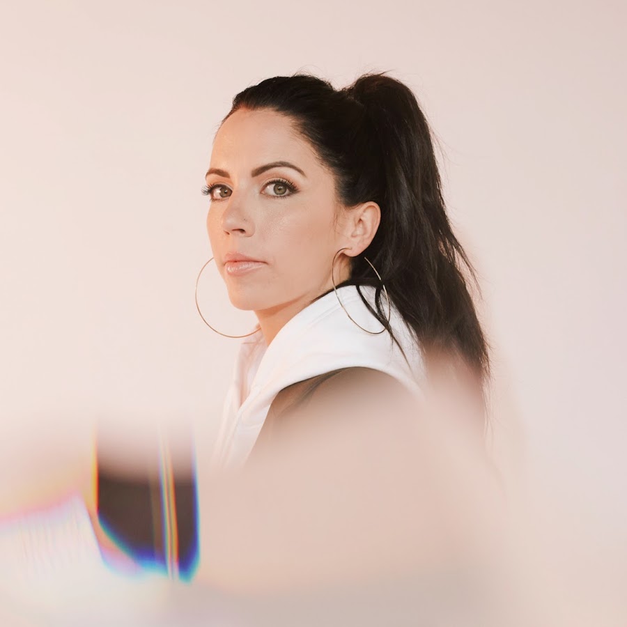 Lydia Laird - YouTube