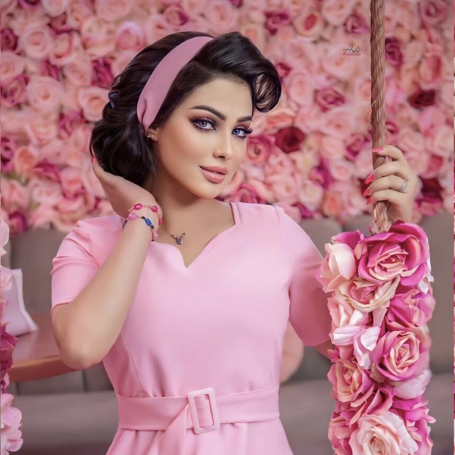 Ibtissam Tiskat | ابتسام تسكت - YouTube