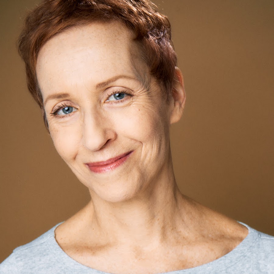 Kelly Lester - YouTube