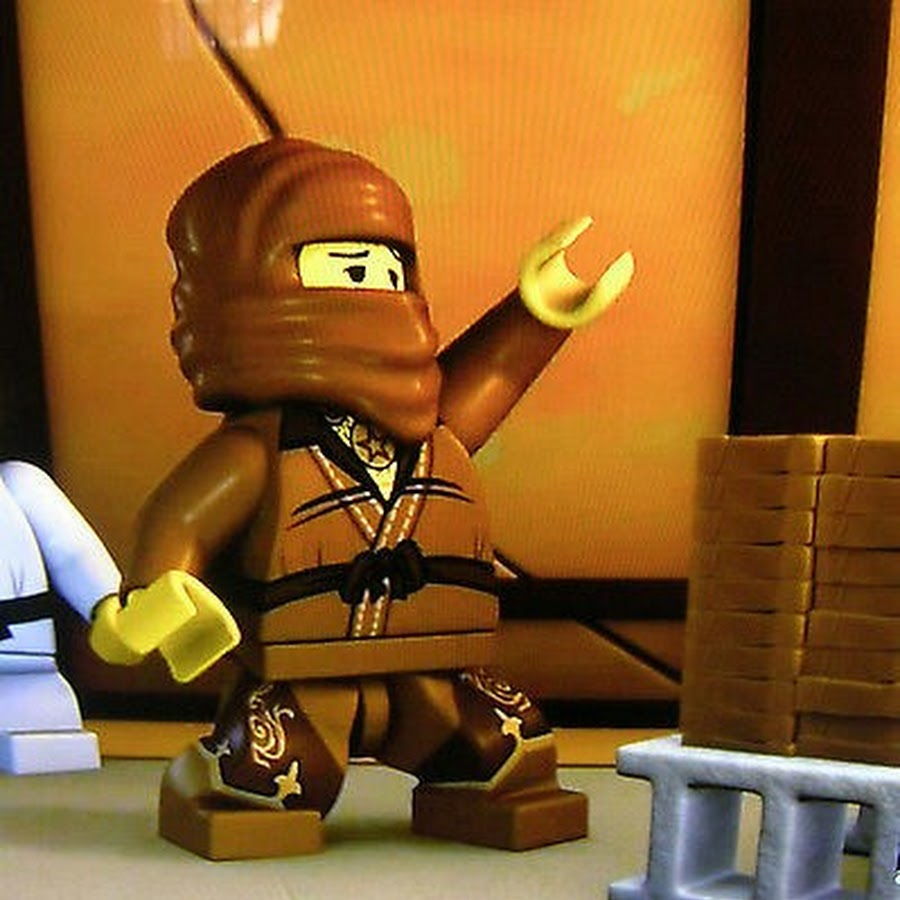 Dareth Le Ninja Brun - YouTube