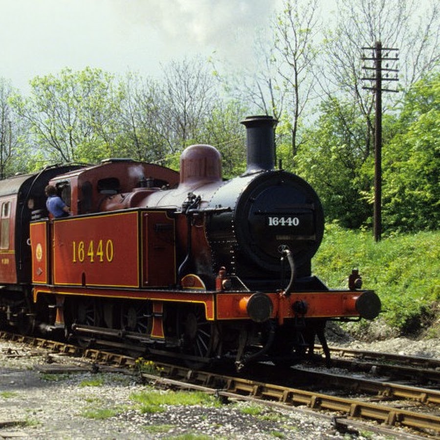 The Red Jinty - YouTube