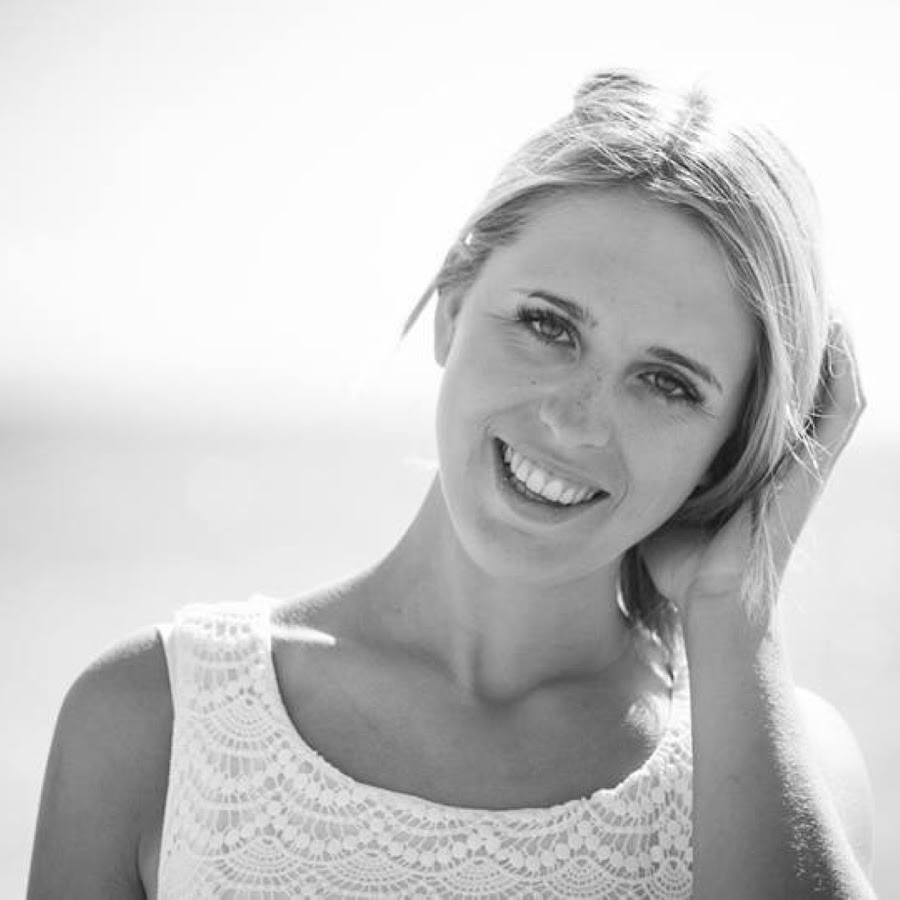 Astrid Paster - YouTube