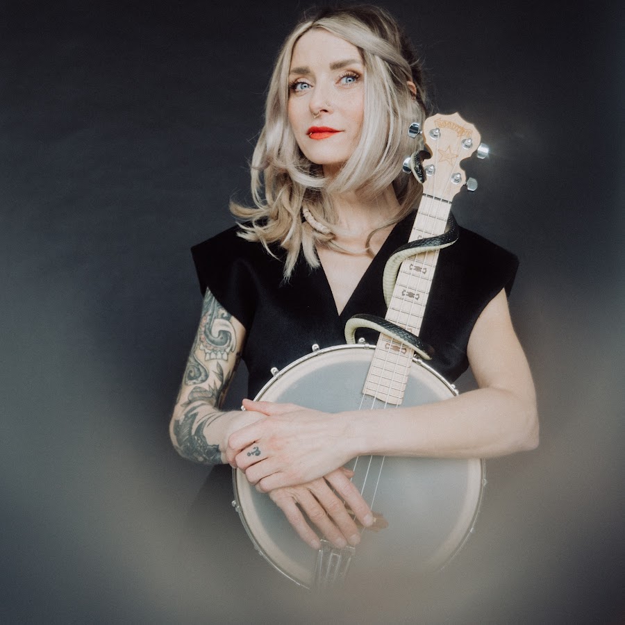 Sarah Lesch - YouTube