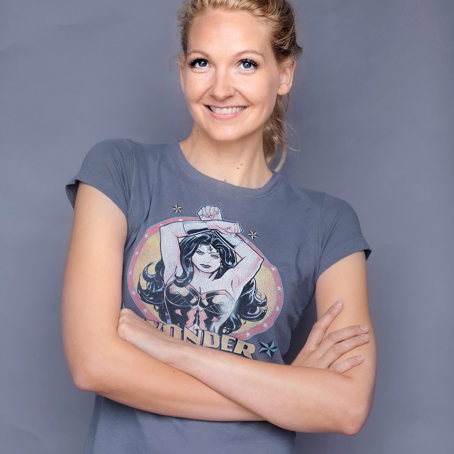 Constanze Behrends - YouTube