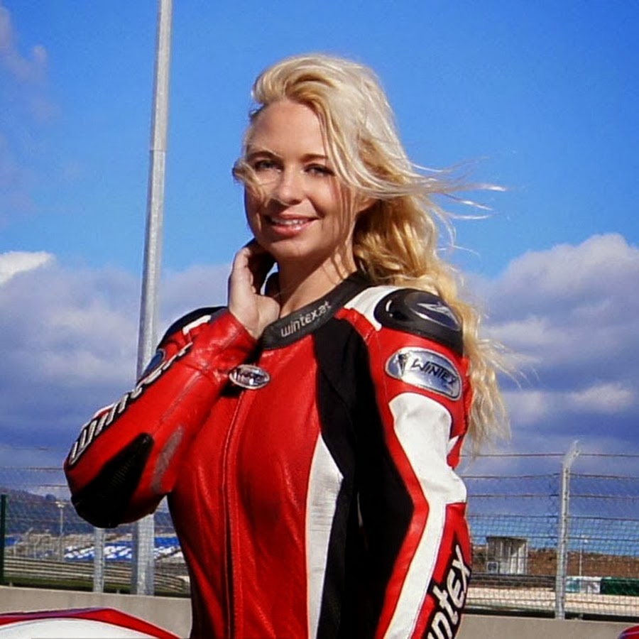 dani weingartner--- fast racing girl - Spiele, Witze, Spaßfilme ...