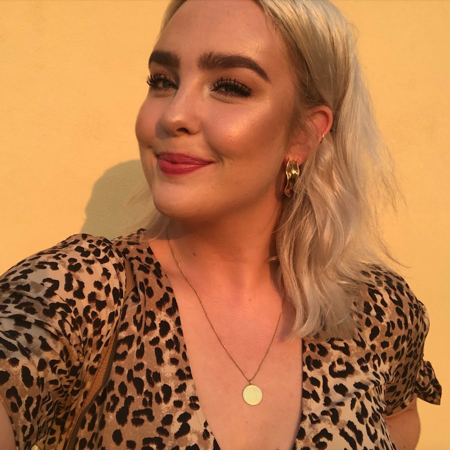 Julia Sofia - YouTube