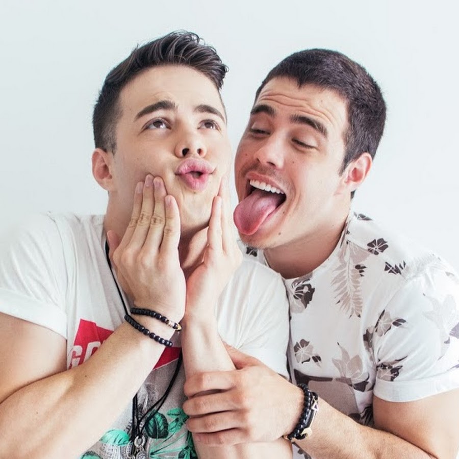 Brothers Rocha Oficial - YouTube