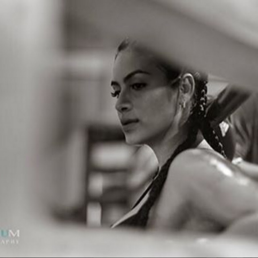 Monica Henao - YouTube