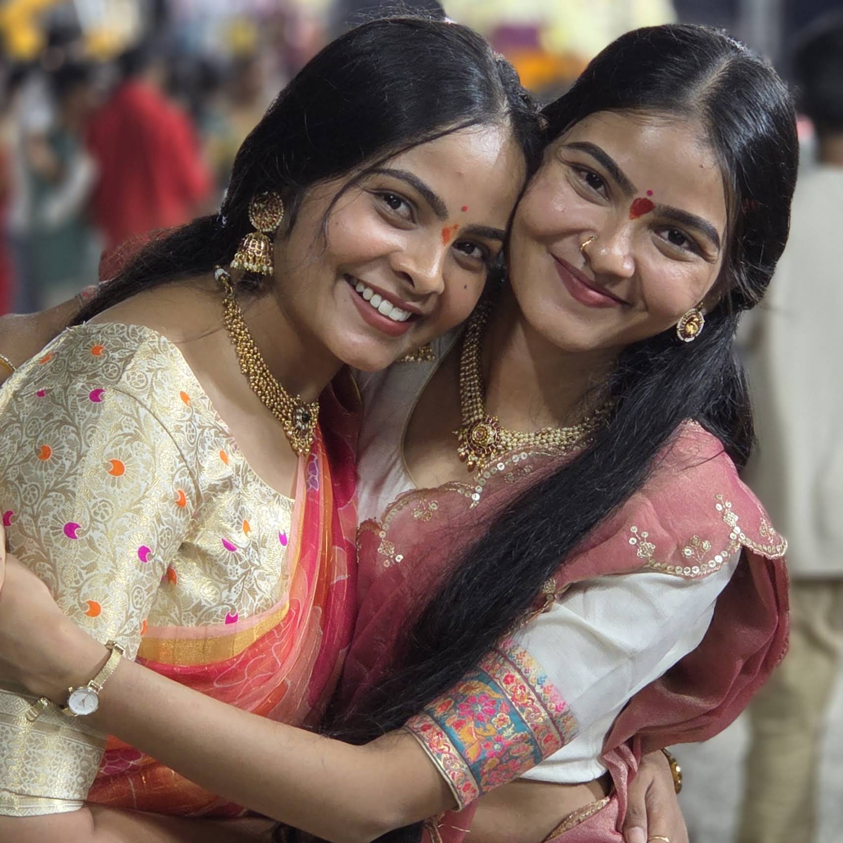 Post from niha sisters