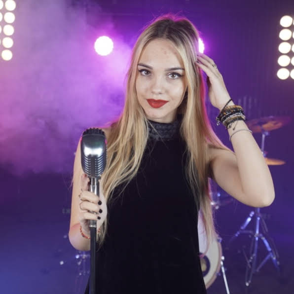 Post from Lorena Bulei - Singer