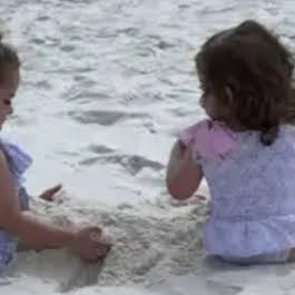 Post from Alexa and Mira Vlog