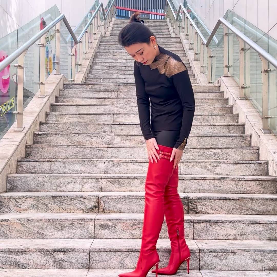 Post from Oriental boots lady