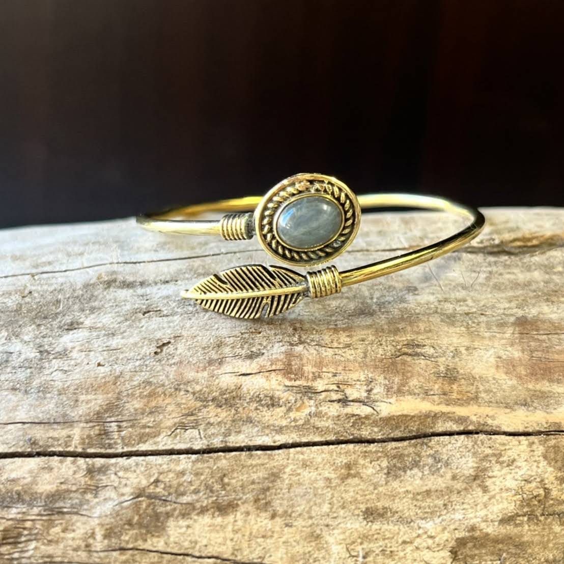 Post from 株式会社Amour