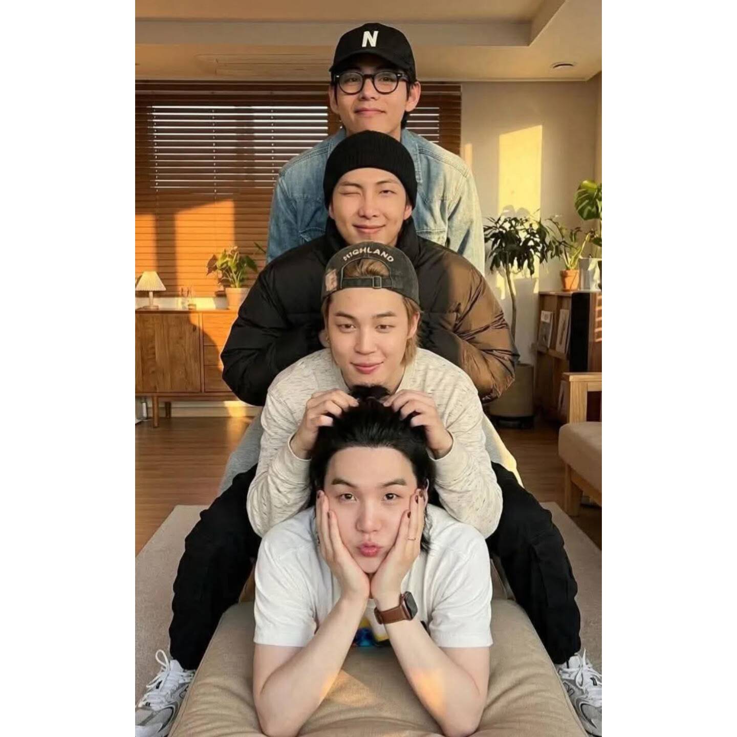 Post from Shivi(@B.T.S ARMY)💜💜