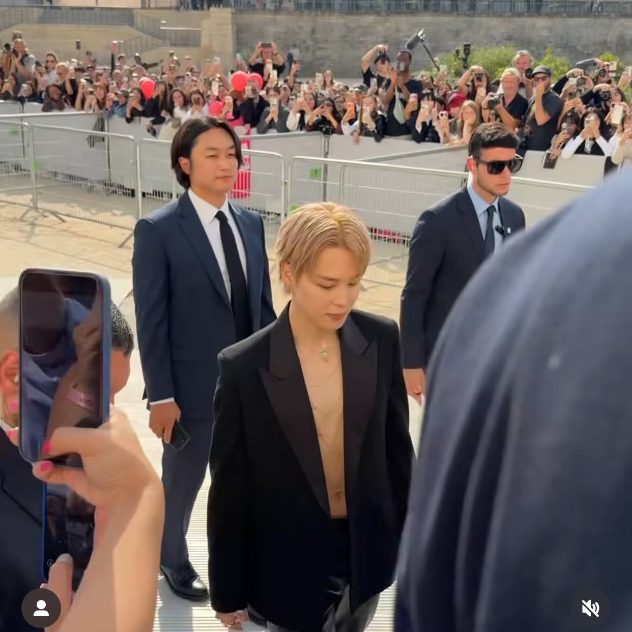 Post from Jimin ‘s Shoulder
