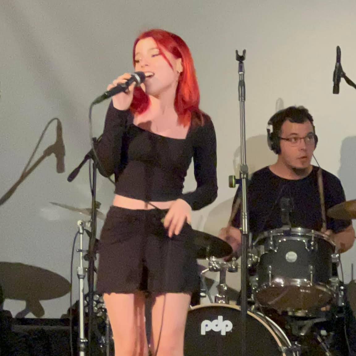 Post from Andreea Munteanu - Singer