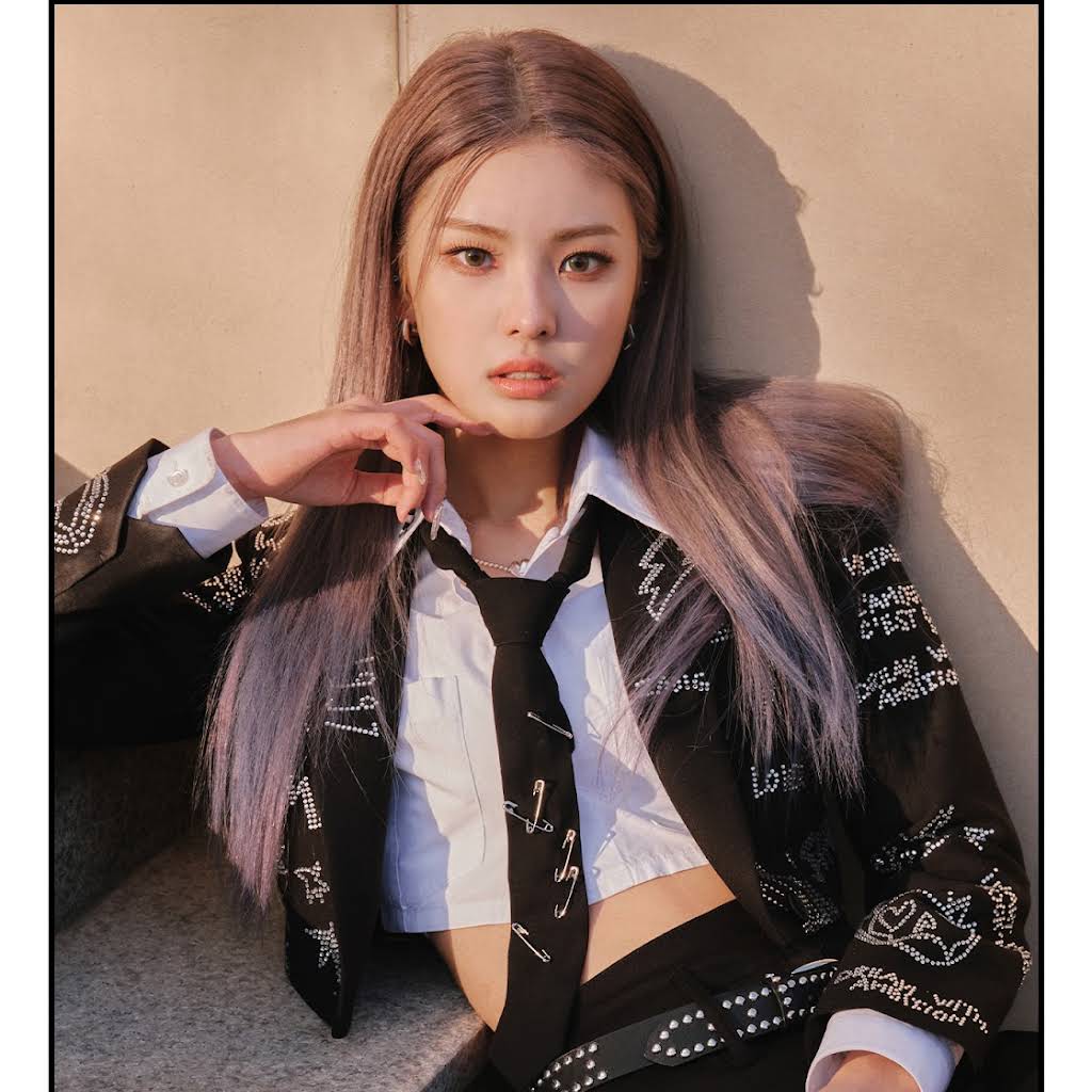 LIGHTSUM 1st Mini Album [Into The Light] 💛 2022.05.24 6PM (KST) - K-POP - allkpop forums