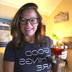 Susan Swanson Shows Houses Net Worth, Income & Earnings (2025)