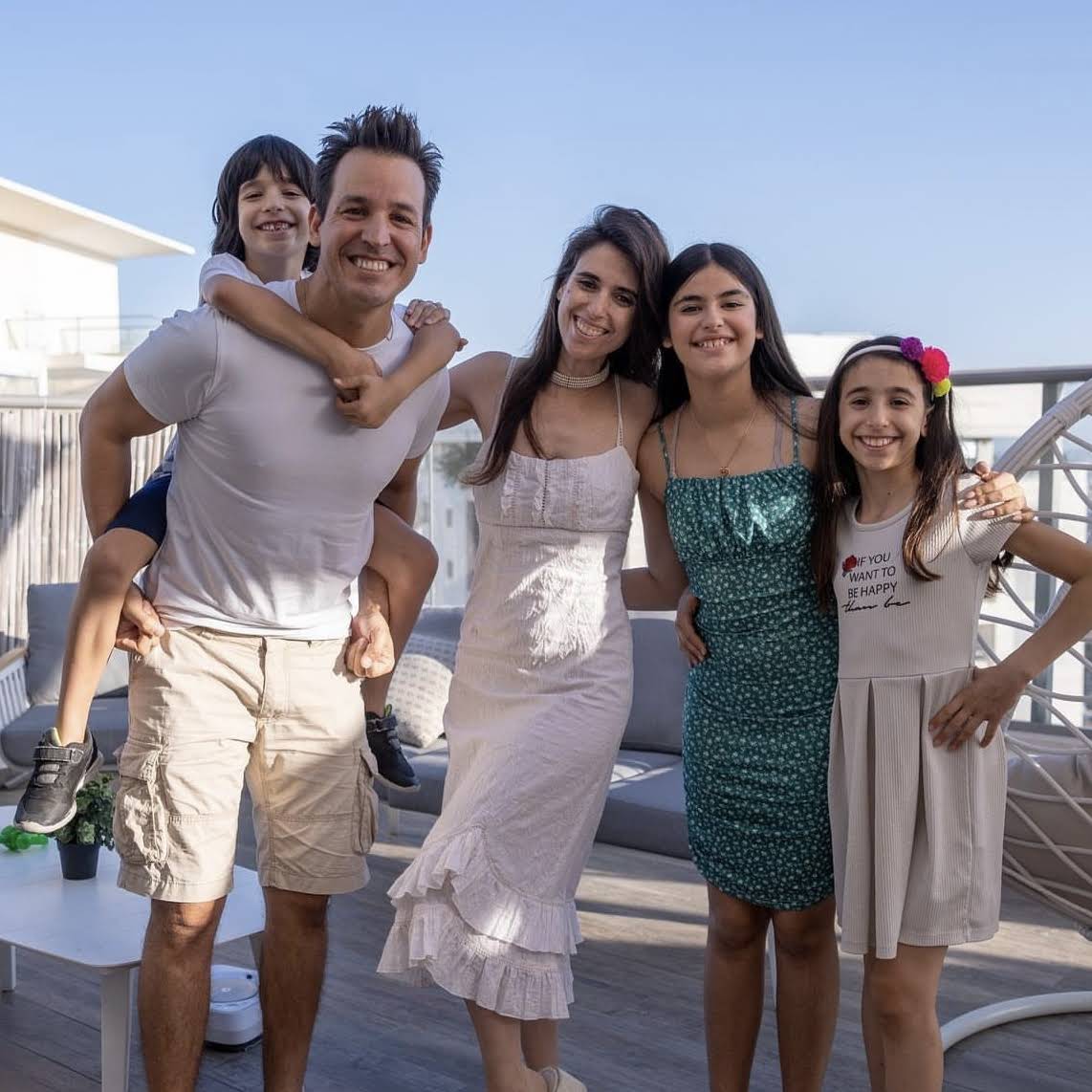 Post from Ronit & Jonatan