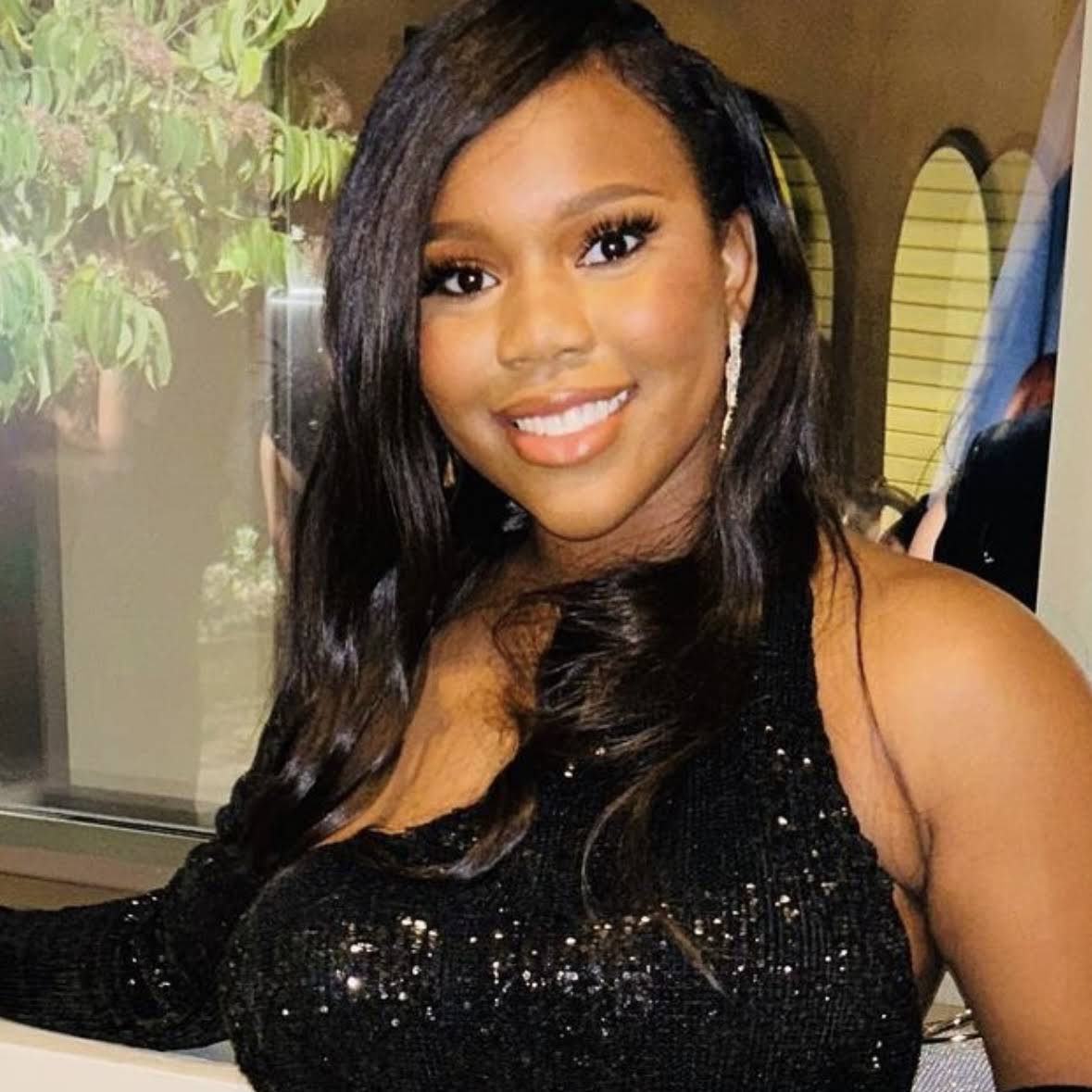 Post from Empressive