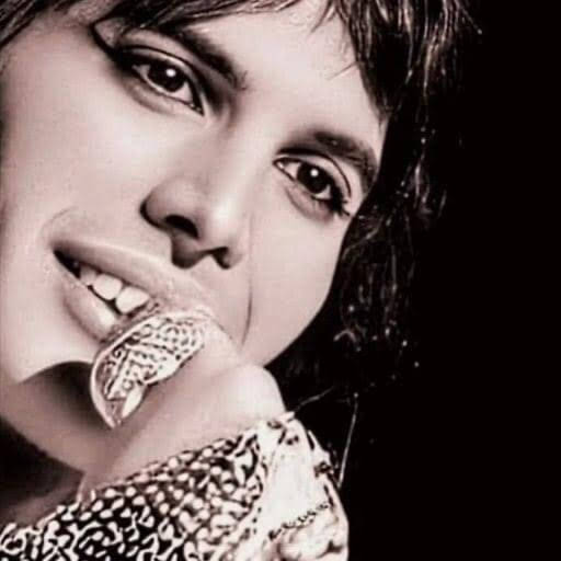 Post from Queen True Fans Official